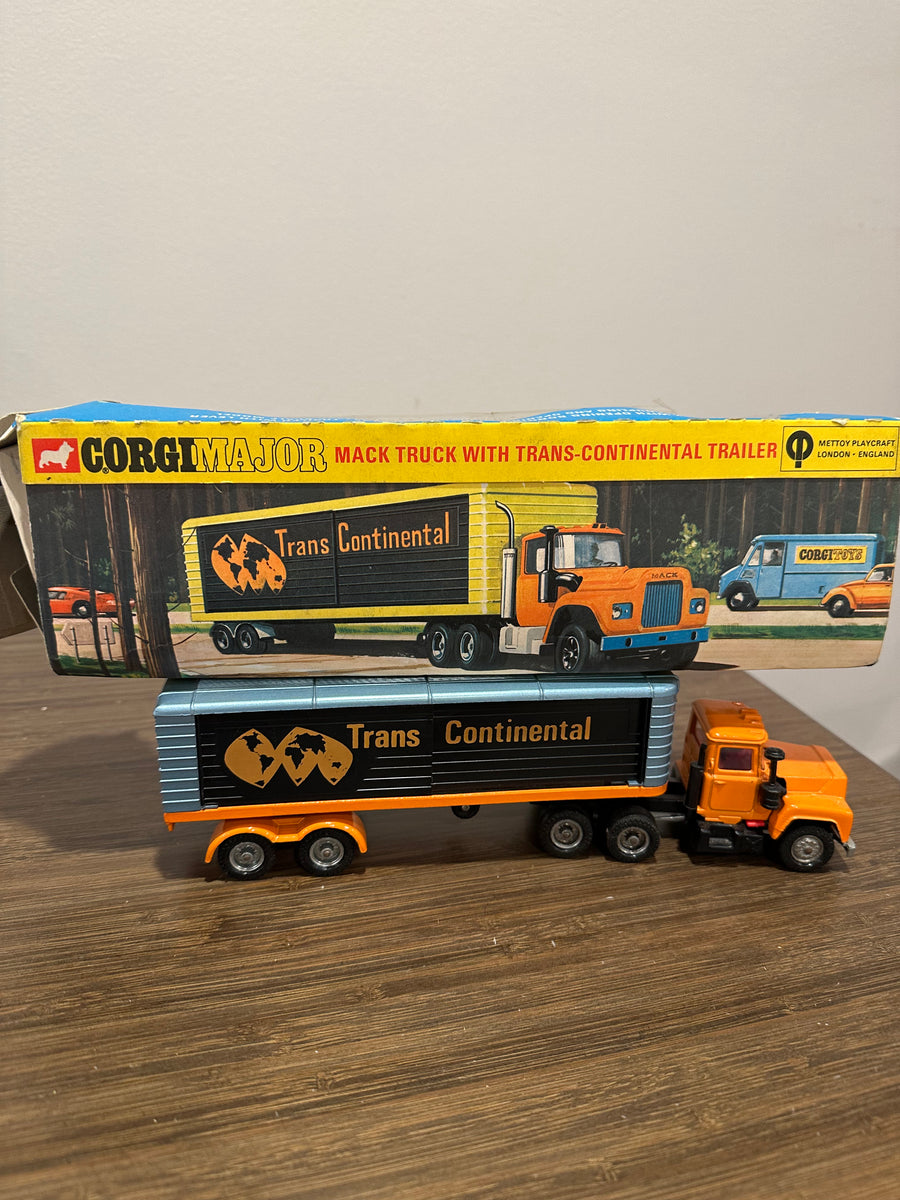 Corgi Major 1100 Mack Trans Continental with original box – Corgi Toys