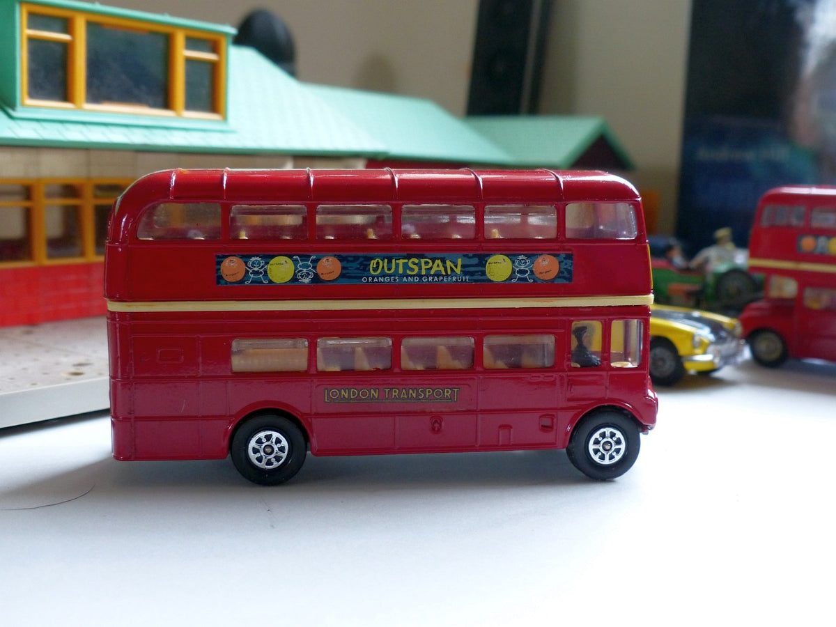 468 AEC London Routemaster Bus (late edition) with original box – Corgi ...
